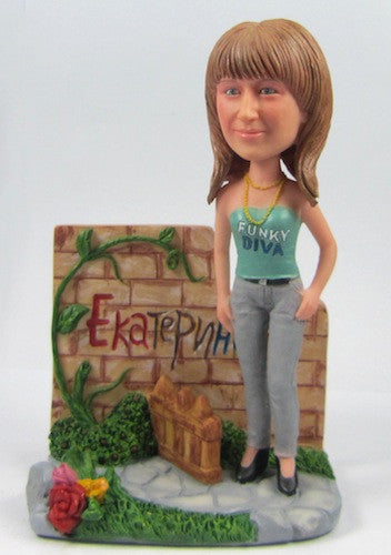 Female Diva Bobblehead – National Bobblehead HOF Store